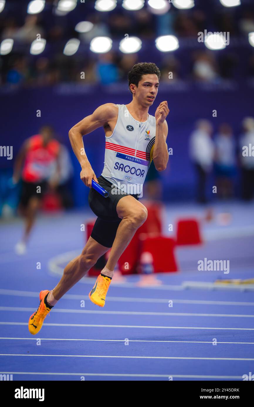 Jonathan Sacoor participating in the 4X400 meters relay at the Paris ...
