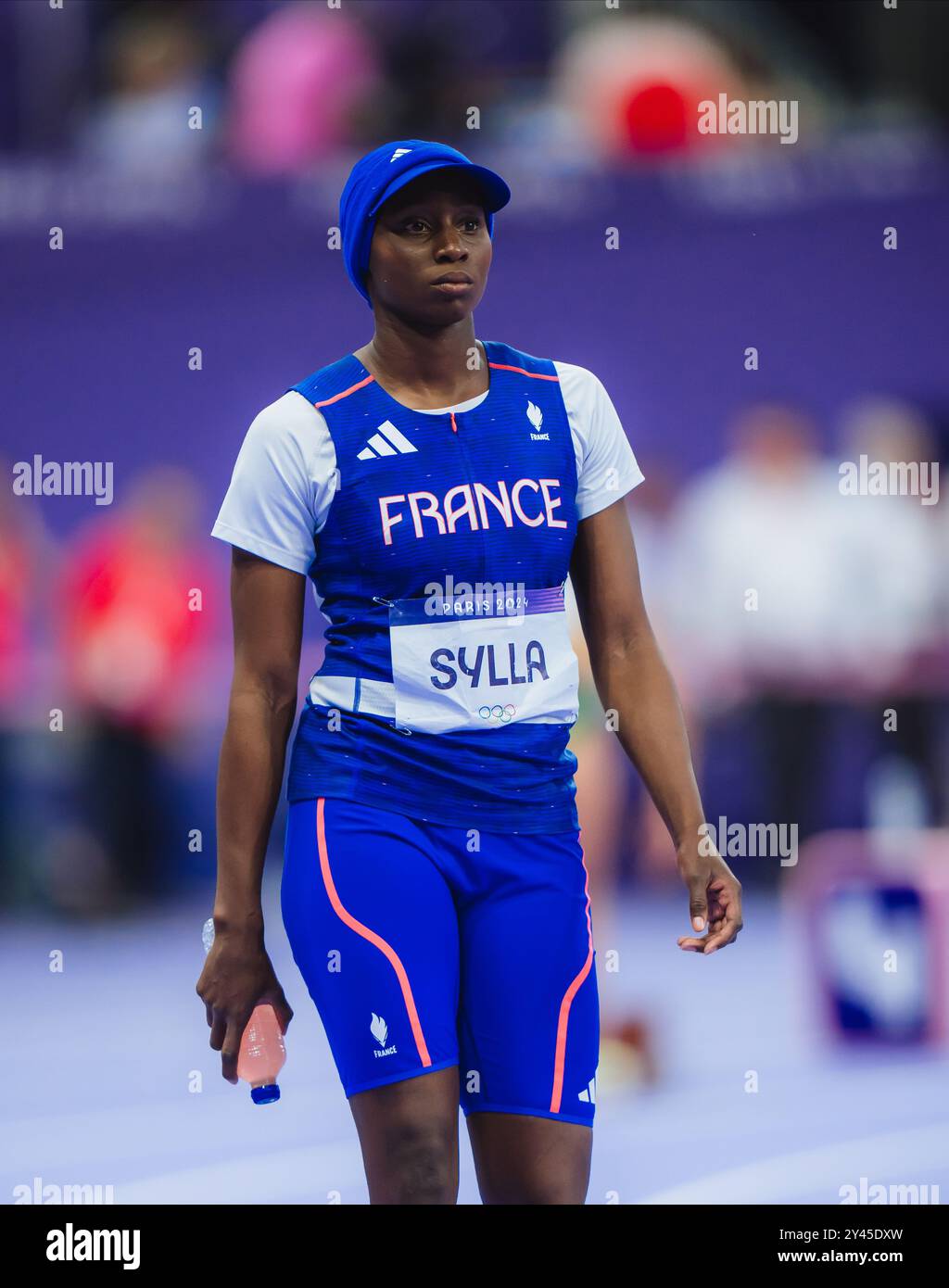 Sounkamba SYLLA participating in the 4X400 meters relay at the Paris ...