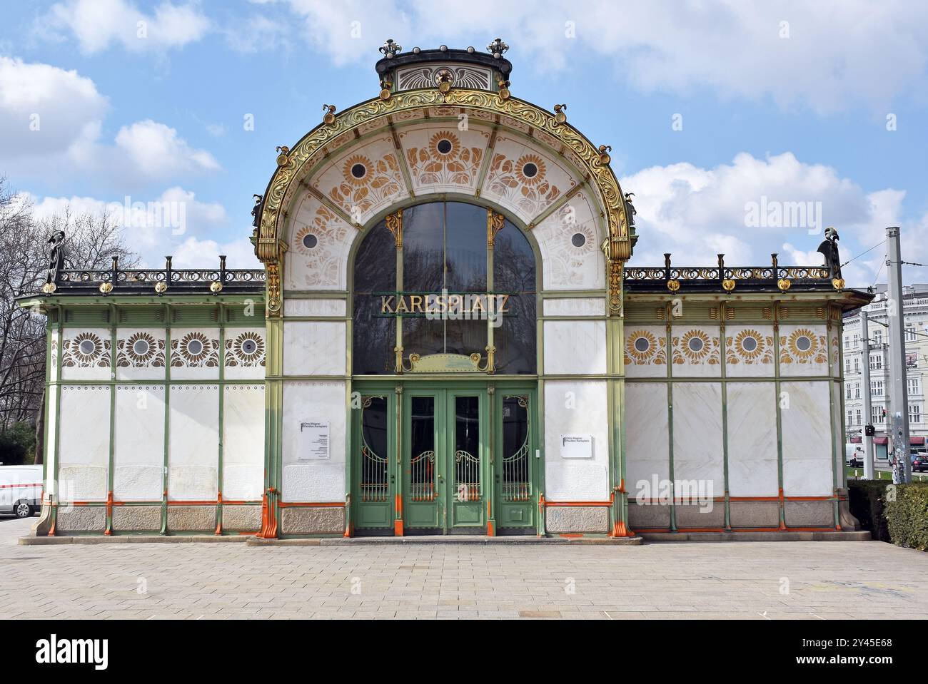 One of the two Stadtbahn Pavilions of Karlsplatz U-Bahn station, built ...