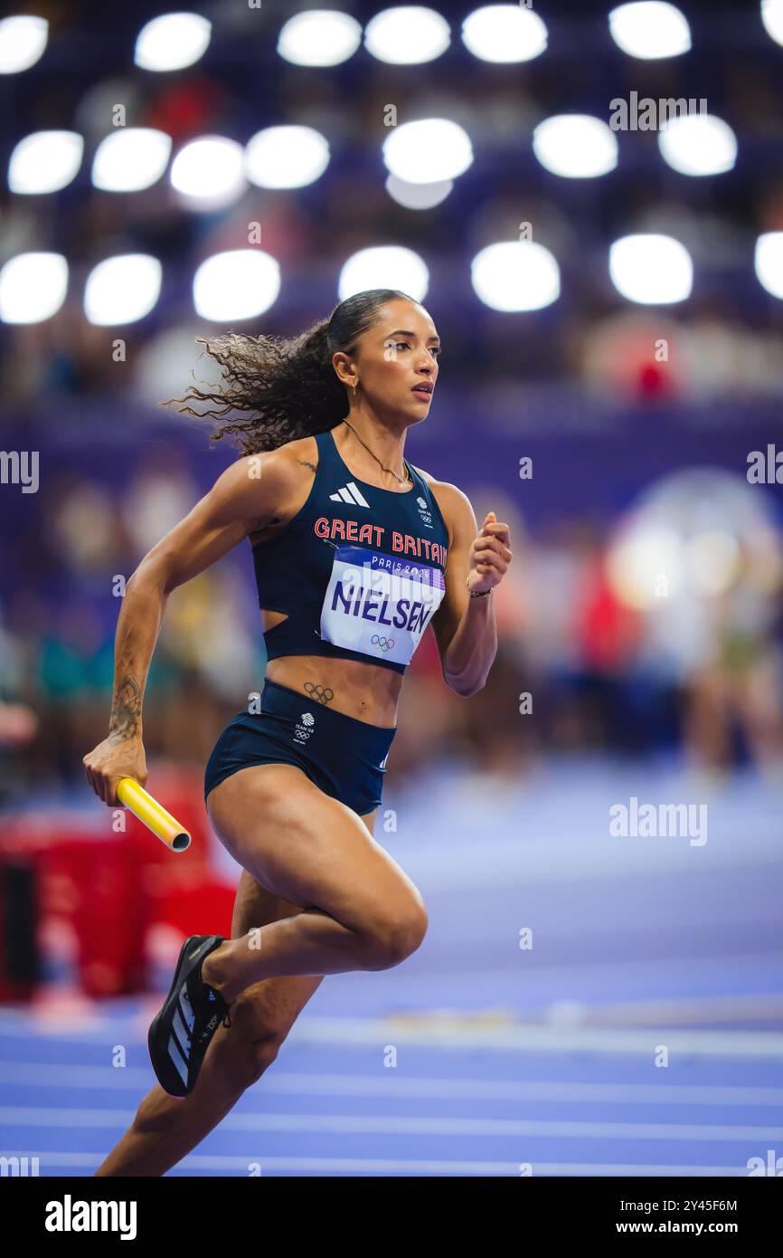 Laviai Nielsen participating in the 4X400 meters relay at the Paris ...