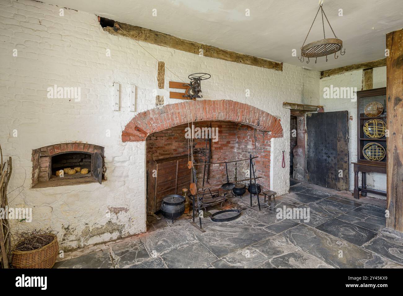 Harvington hall architecture hi-res stock photography and images - Alamy