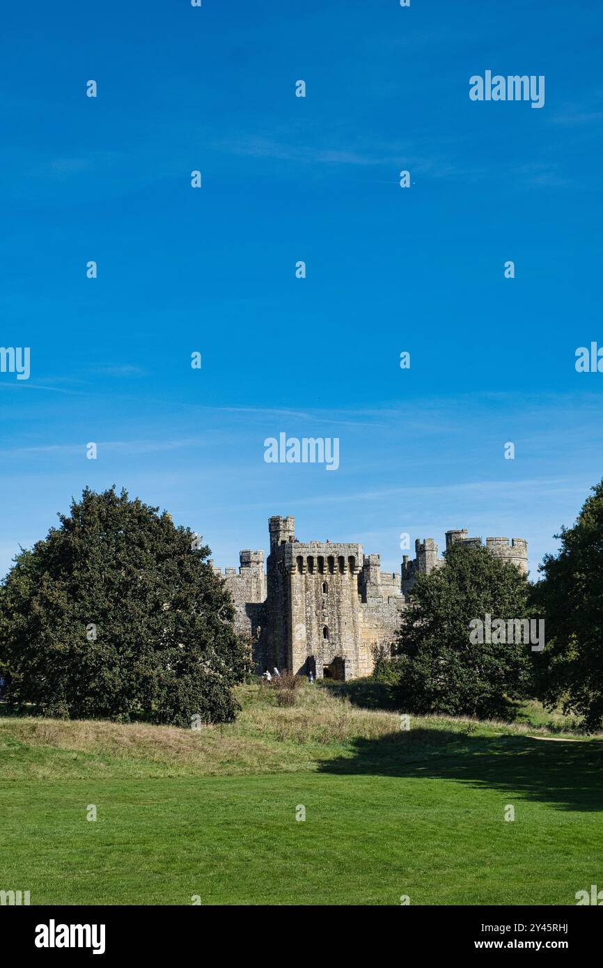 Exterior view of the 14th Century Bodiam Castle in East Sussex Stock ...