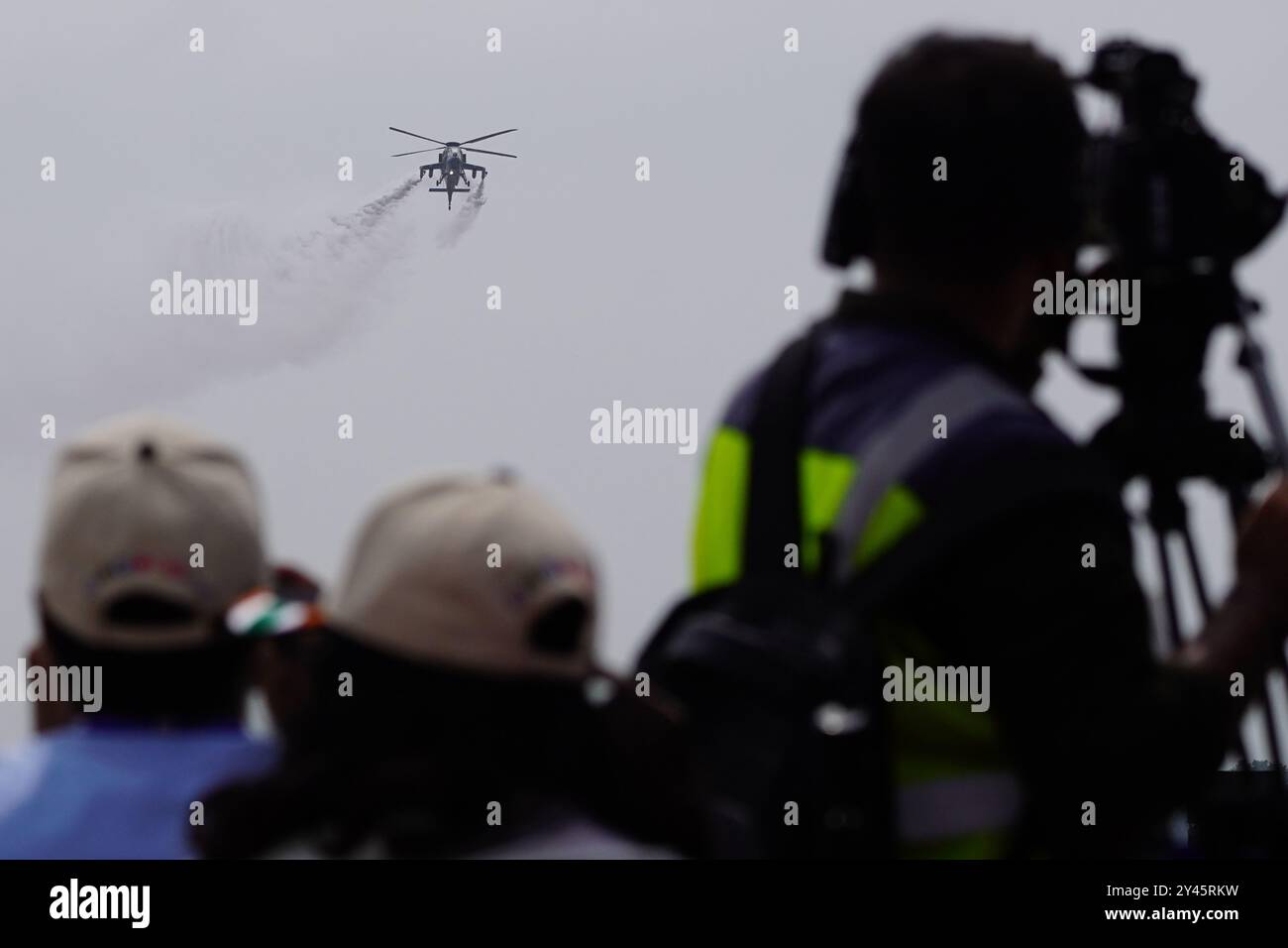 Prachand light combat helicopter hi-res stock photography and images ...