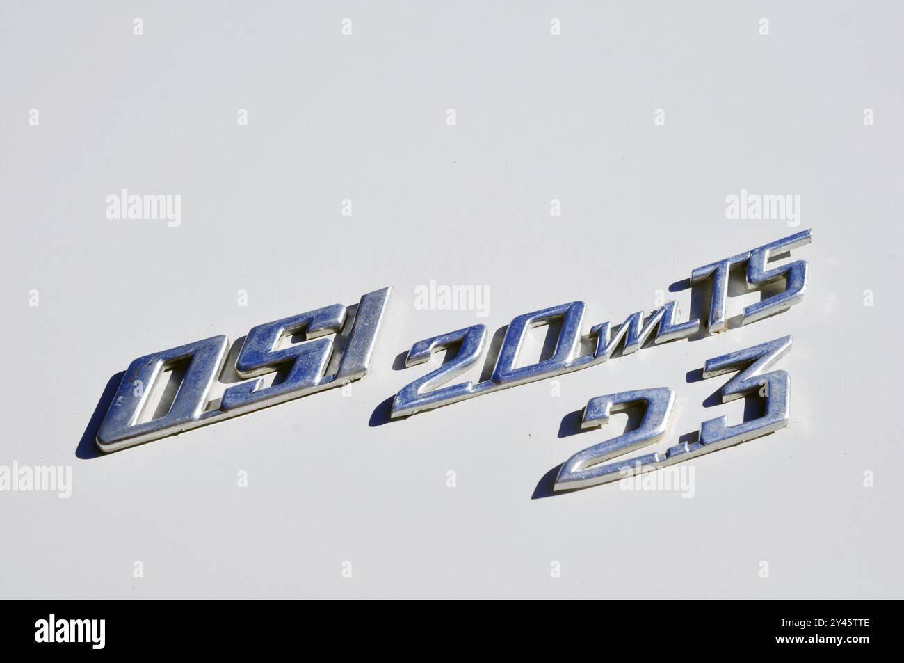 Ford signs hi-res stock photography and images - Alamy