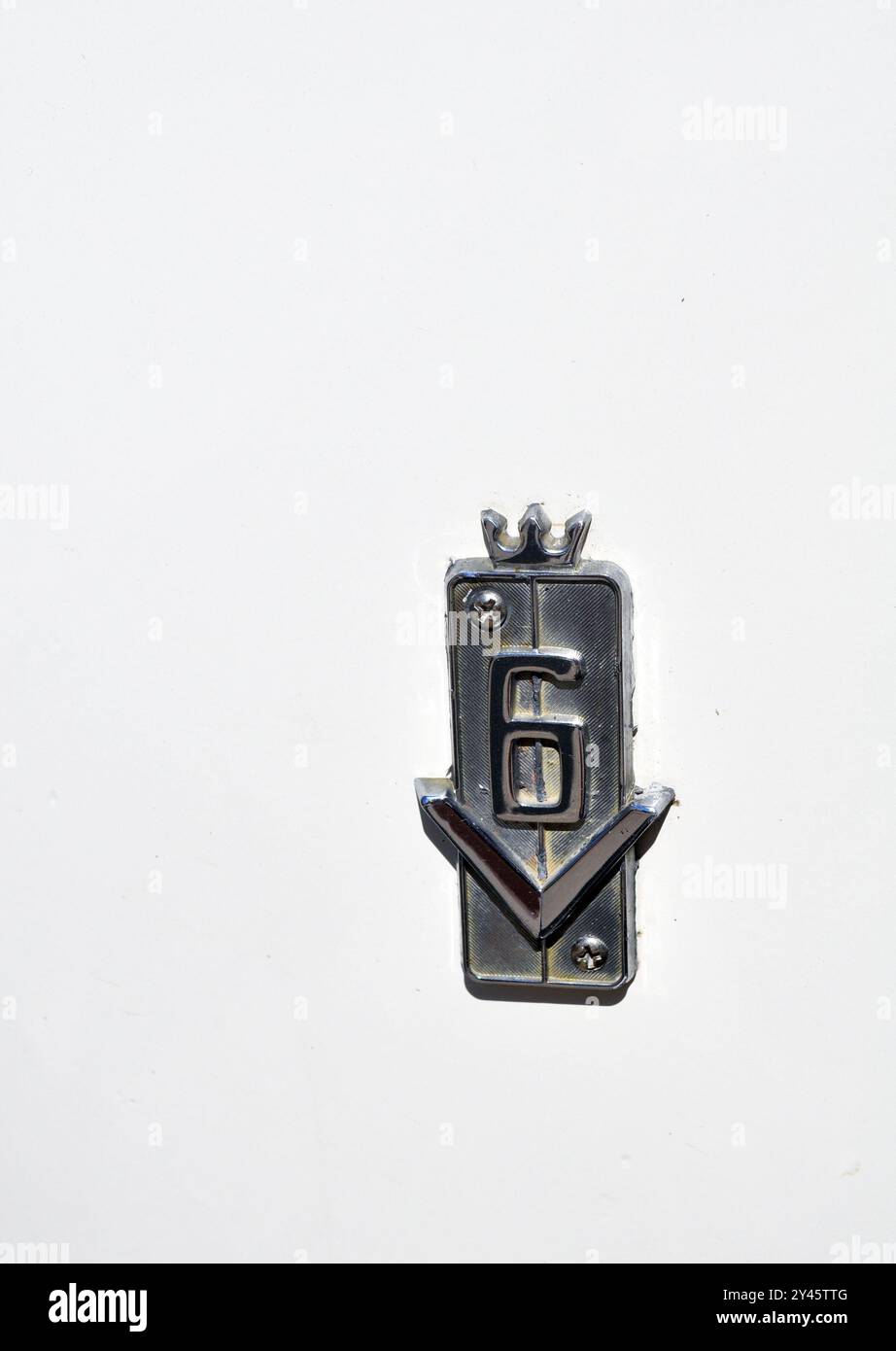 Ford signs hi-res stock photography and images - Alamy