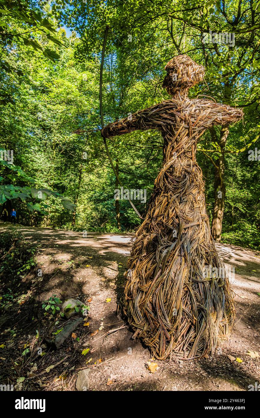 Huntress Mark 2 as this replaces a previous willow constructed,female ...