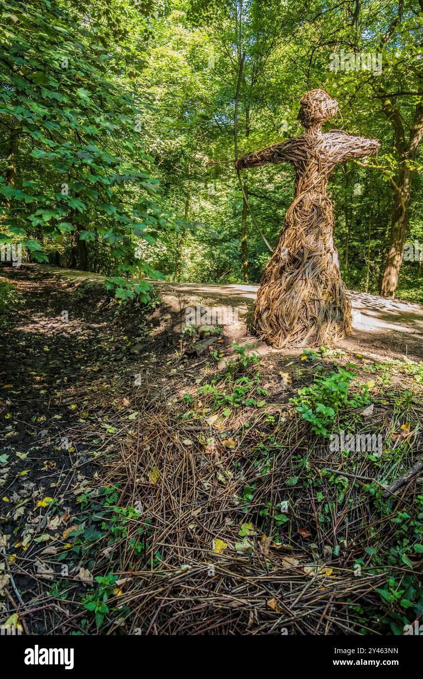 Huntress Mark 2 as this replaces a previous willow constructed,female ...