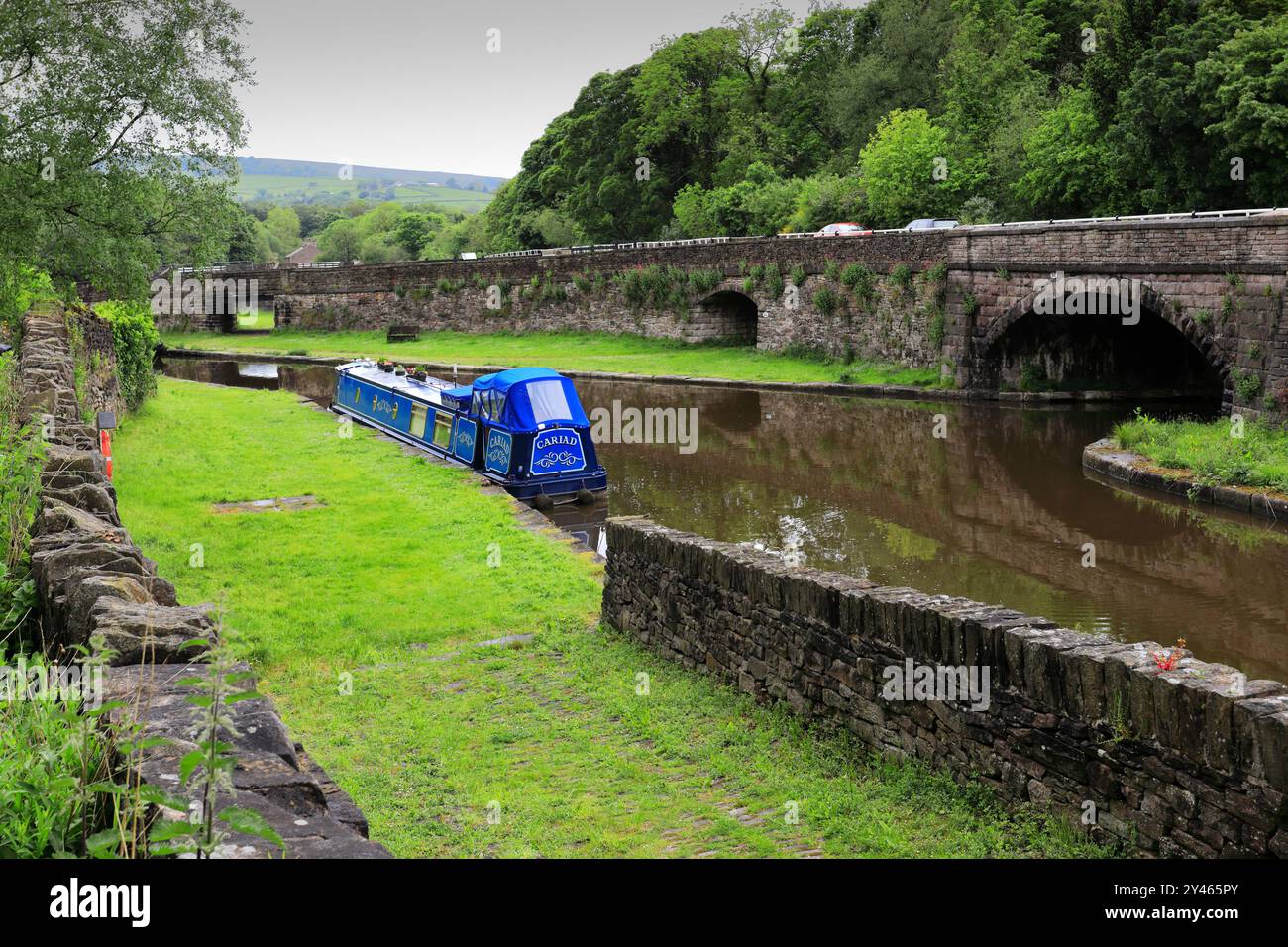 Narrowboats at the Peak Forest canal, Bugsworth basin, (aka Buxworth ...