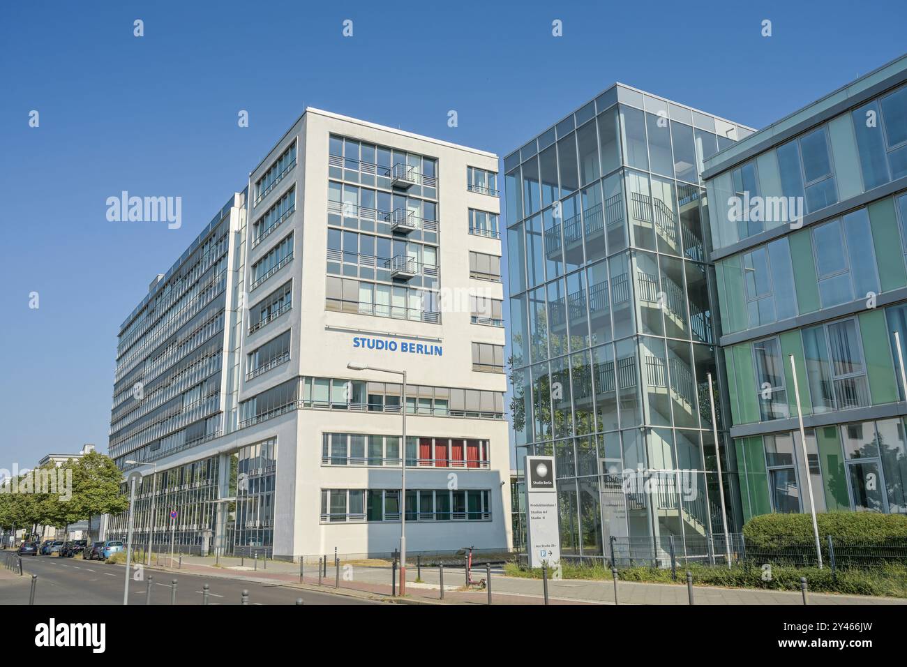 Fernsehstudios hi-res stock photography and images - Alamy