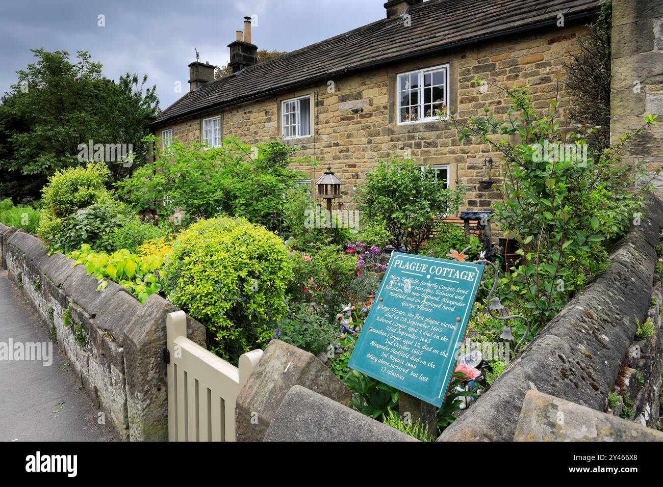 The Plague Cottages, Eyam village, Derbyshire, Peak District National ...