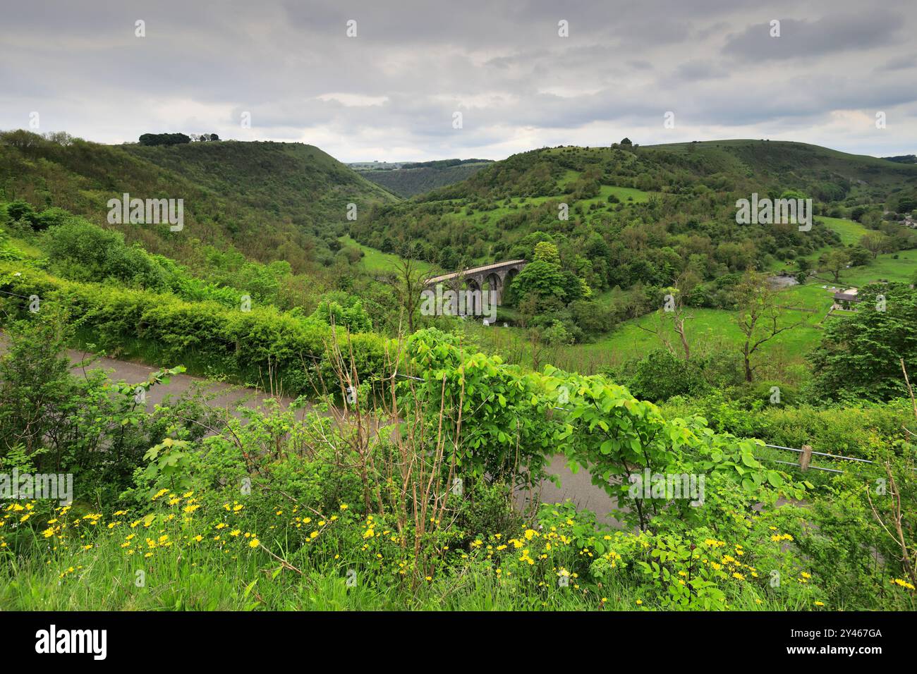View over the old railway viaduct at Monsal Head, river Wye, Peak ...