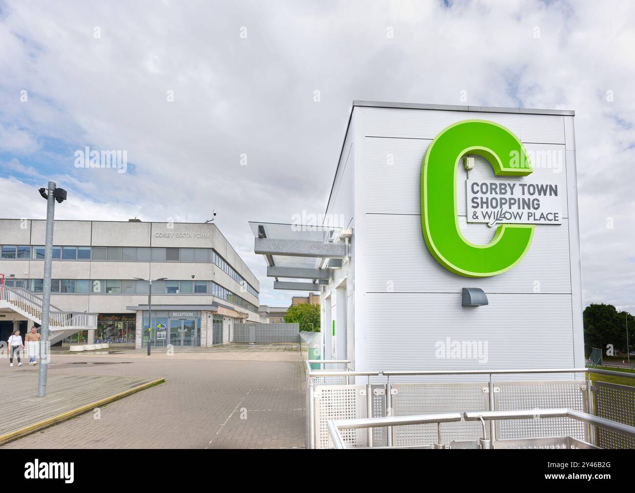 Entrance to the town shopping centre and Willow Place, Corby, England ...