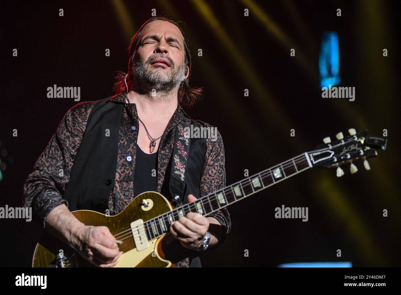 Rock guitarrista hi-res stock photography and images - Alamy