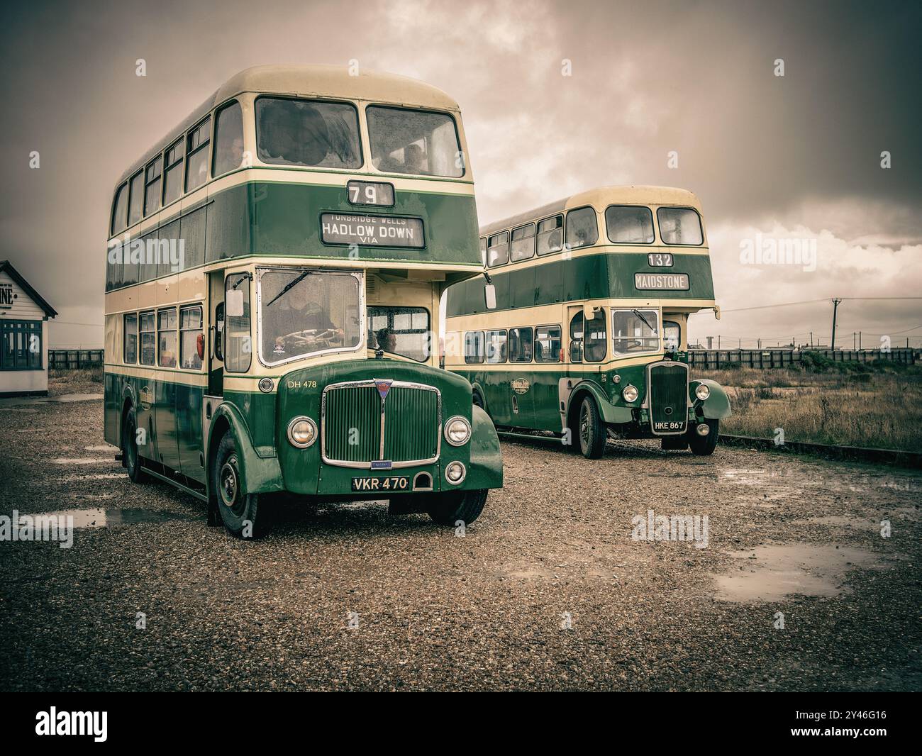 Open platform bus hi-res stock photography and images - Alamy
