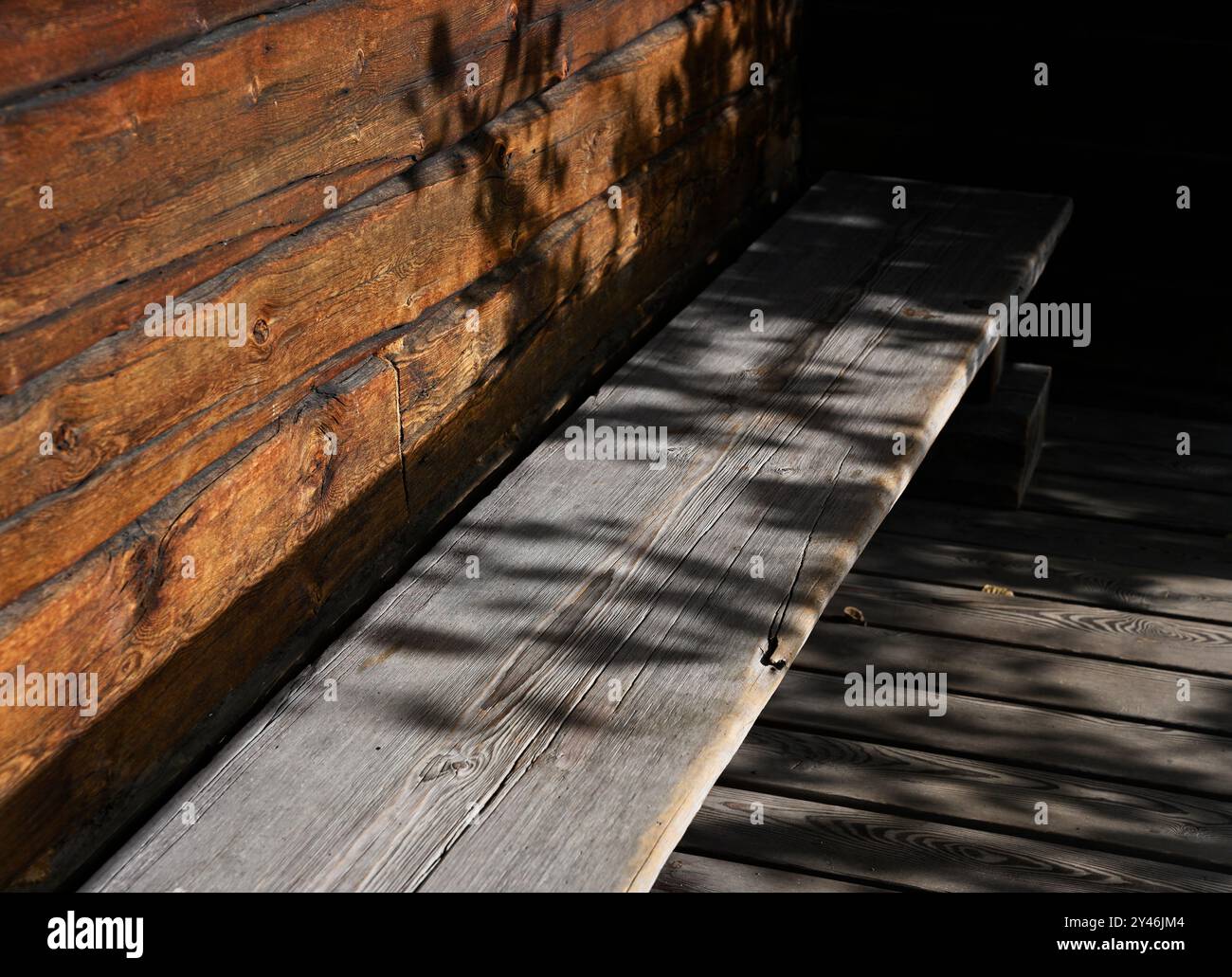 Bench wood rustic hi-res stock photography and images - Alamy