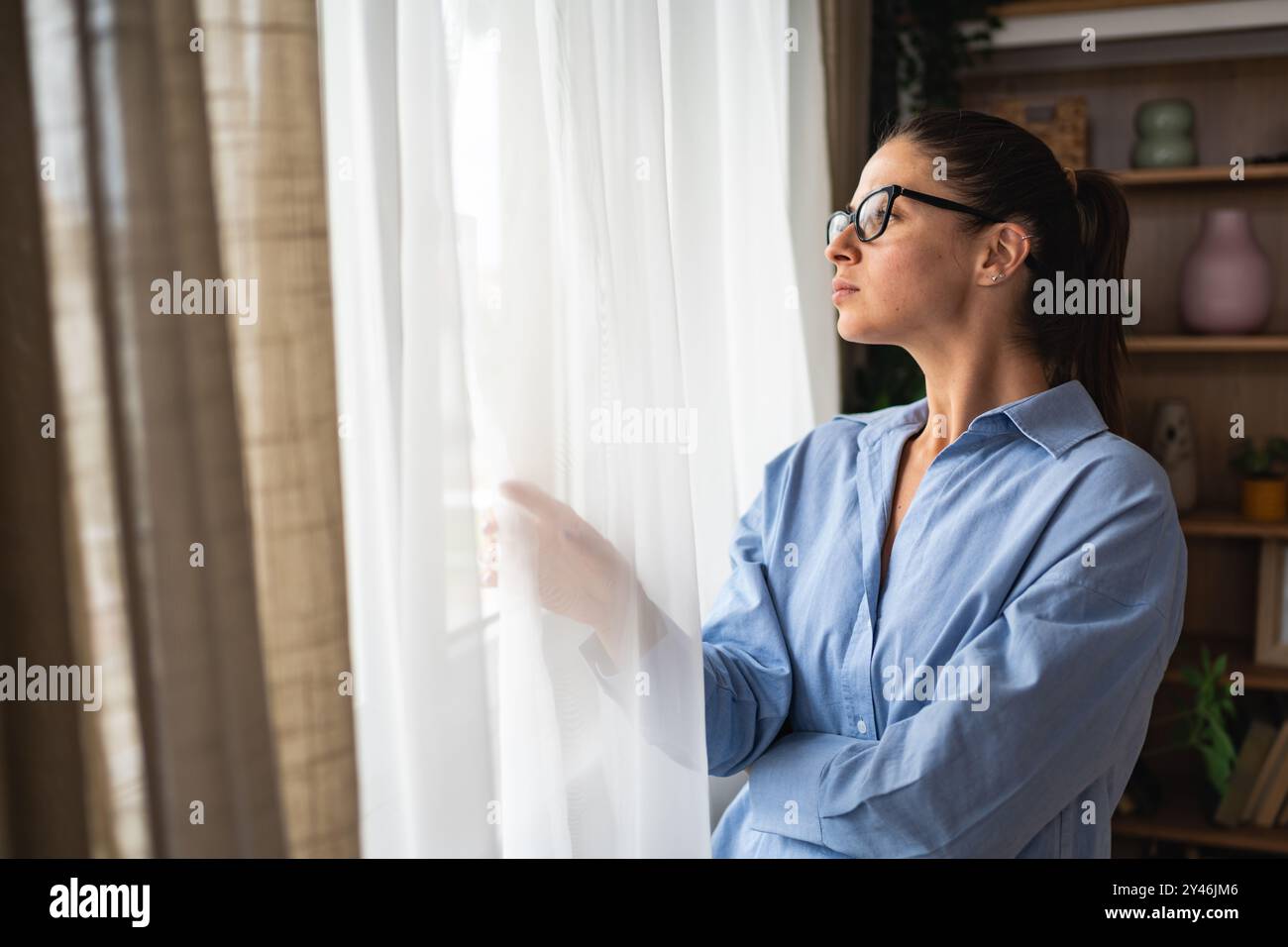 Spying on house hi-res stock photography and images - Alamy