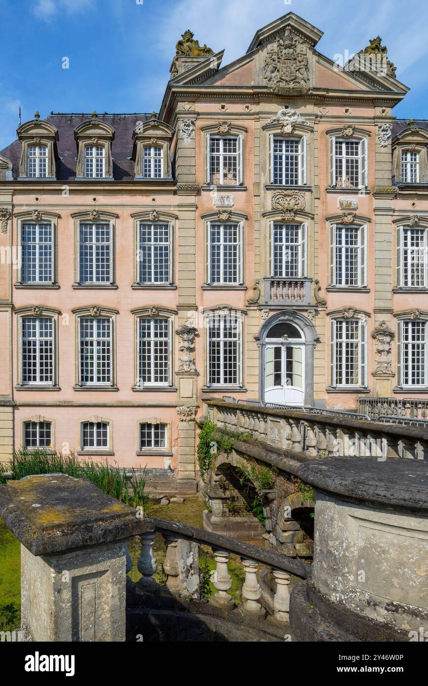 Chateau de poucques hi-res stock photography and images - Alamy