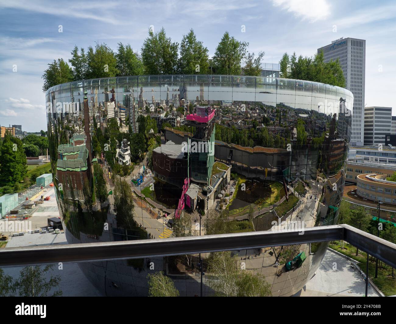 Views of the city of Rotterdam. Architecture in the city of Rotterdam ...