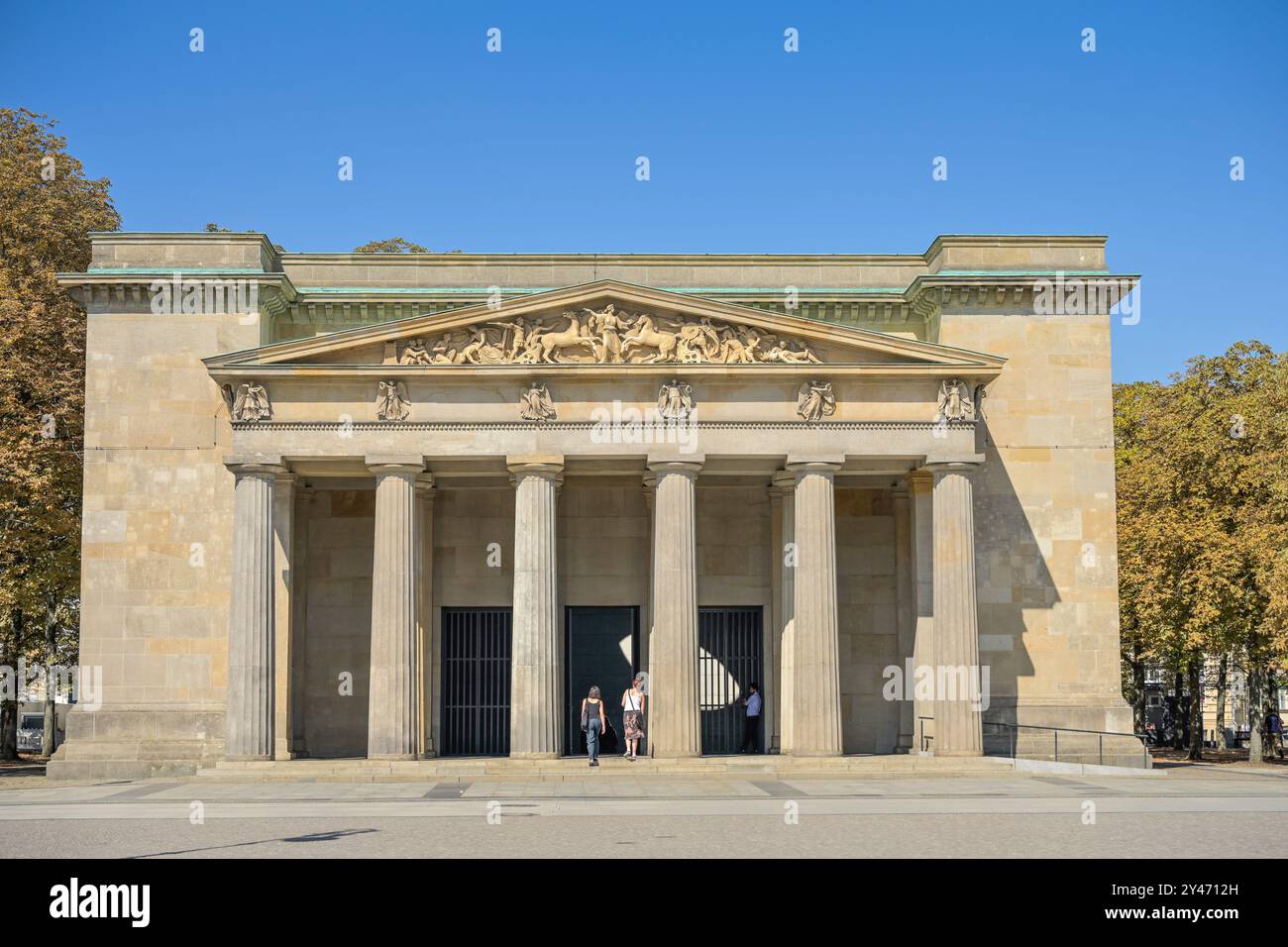 Alte Wache, Unter den Linden, Mitte, Berlin, Deutschland Stock Photo ...