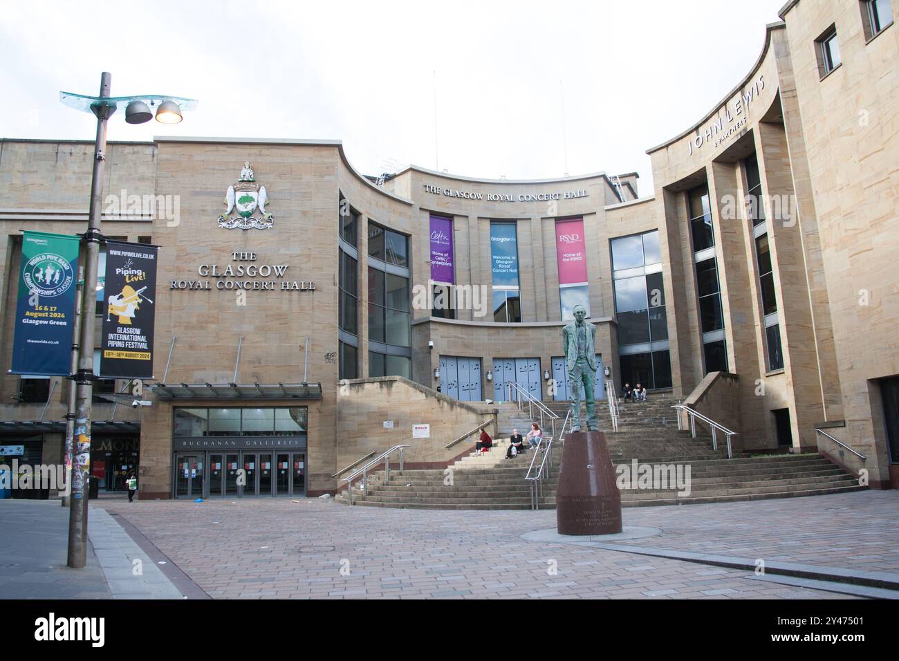 The Glasgow Royal Concert Hall at the Buchanan Galleries in Glasgow ...