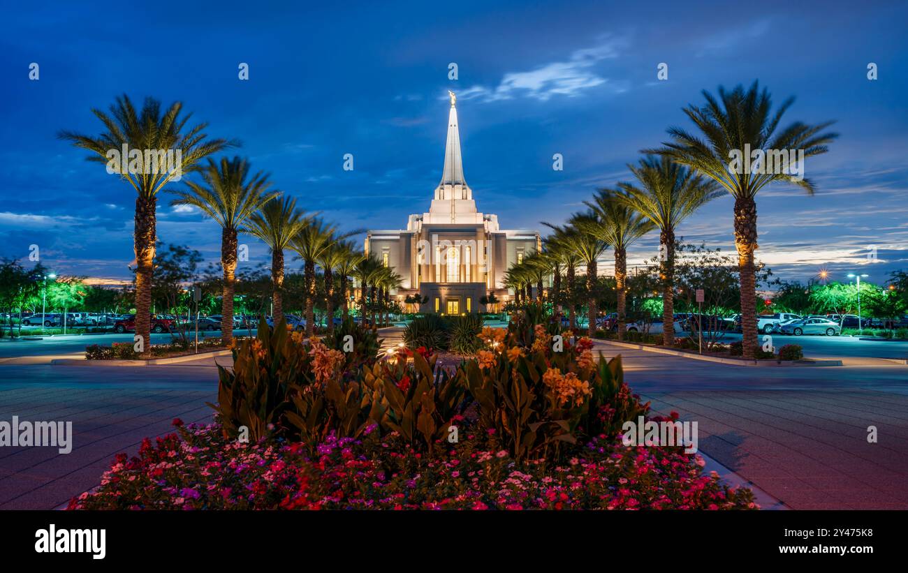 Lds temple sunset hi-res stock photography and images - Alamy
