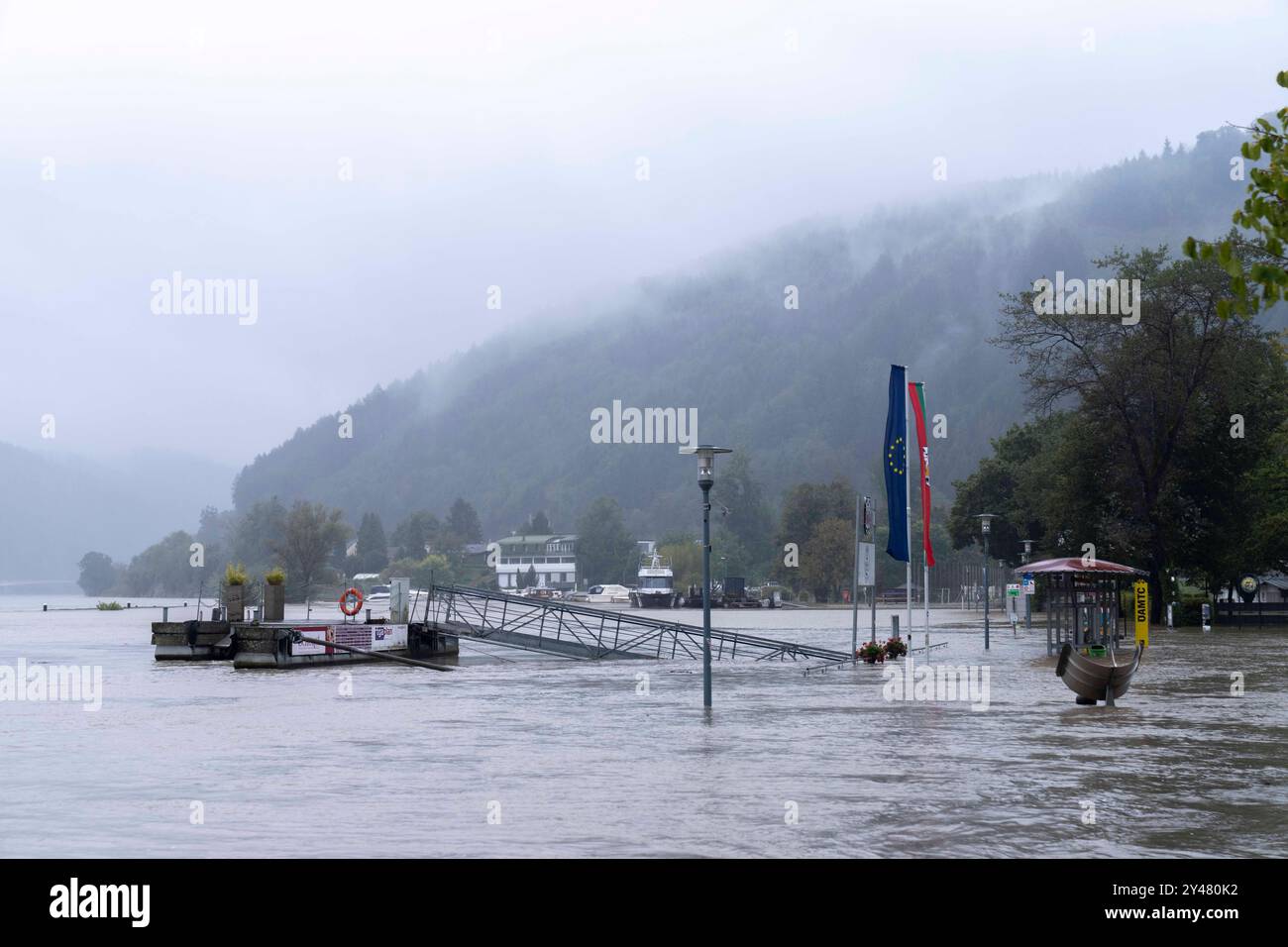 Austria. 16th Sep, 2024. The Danube river overflows its banks after ...