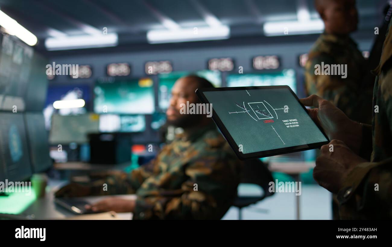 Portable electronic warfare hi-res stock photography and images - Alamy