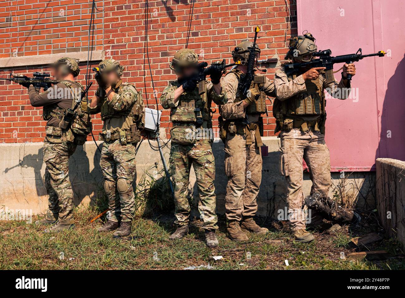 U.S. Marines with 2nd Air Naval Gunfire Liaison Company, II Marine ...
