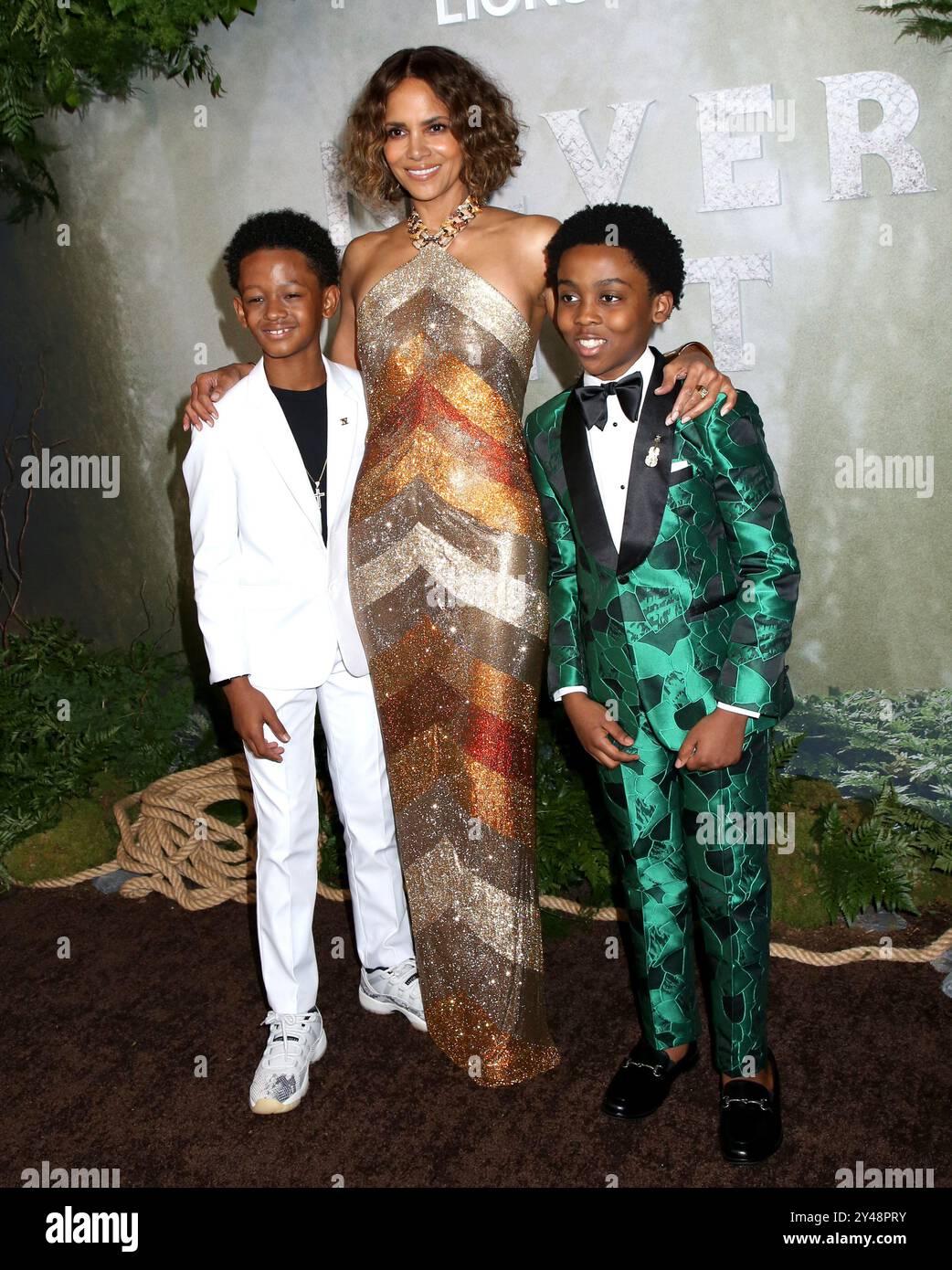 New York City, USA. 16th Sep, 2024. Percy Daggs IV, Halle Berry and ...