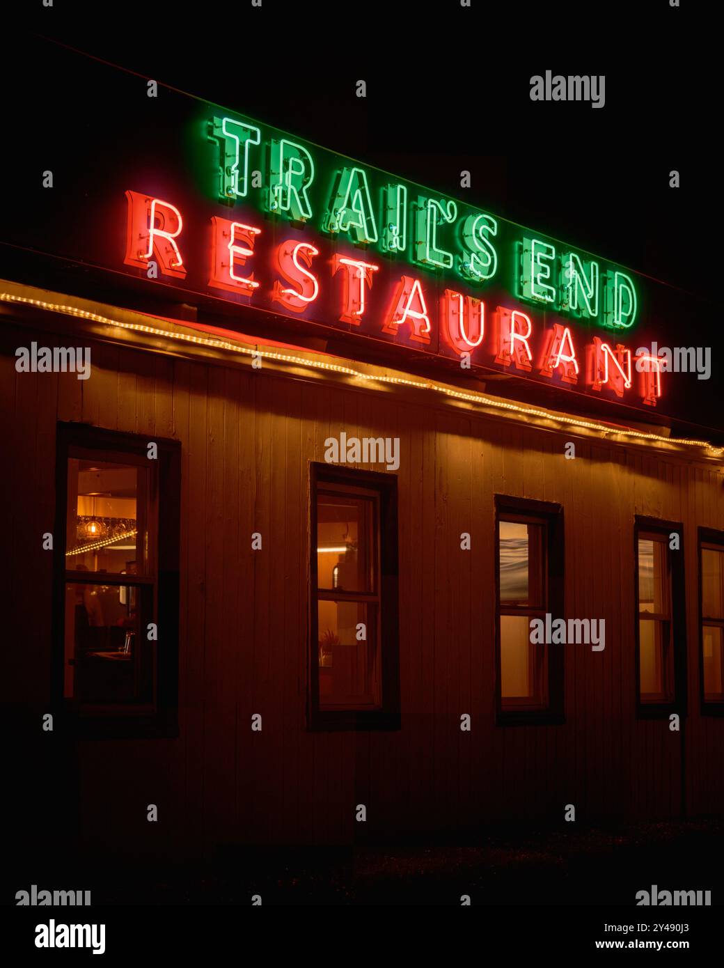 Trails End Restaurant vintage neon sign at night in Montauk, The ...