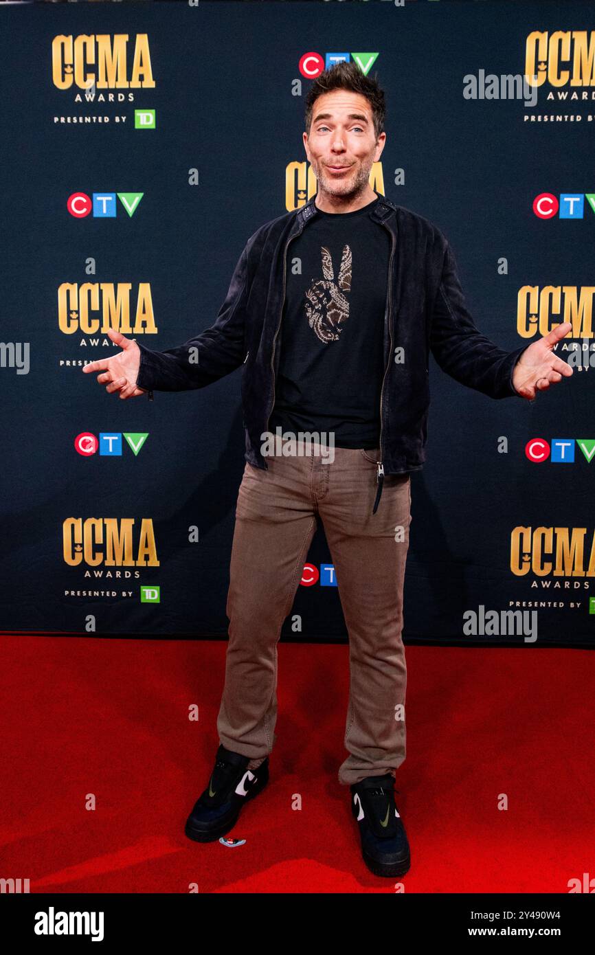 Ty host hi-res stock photography and images - Alamy