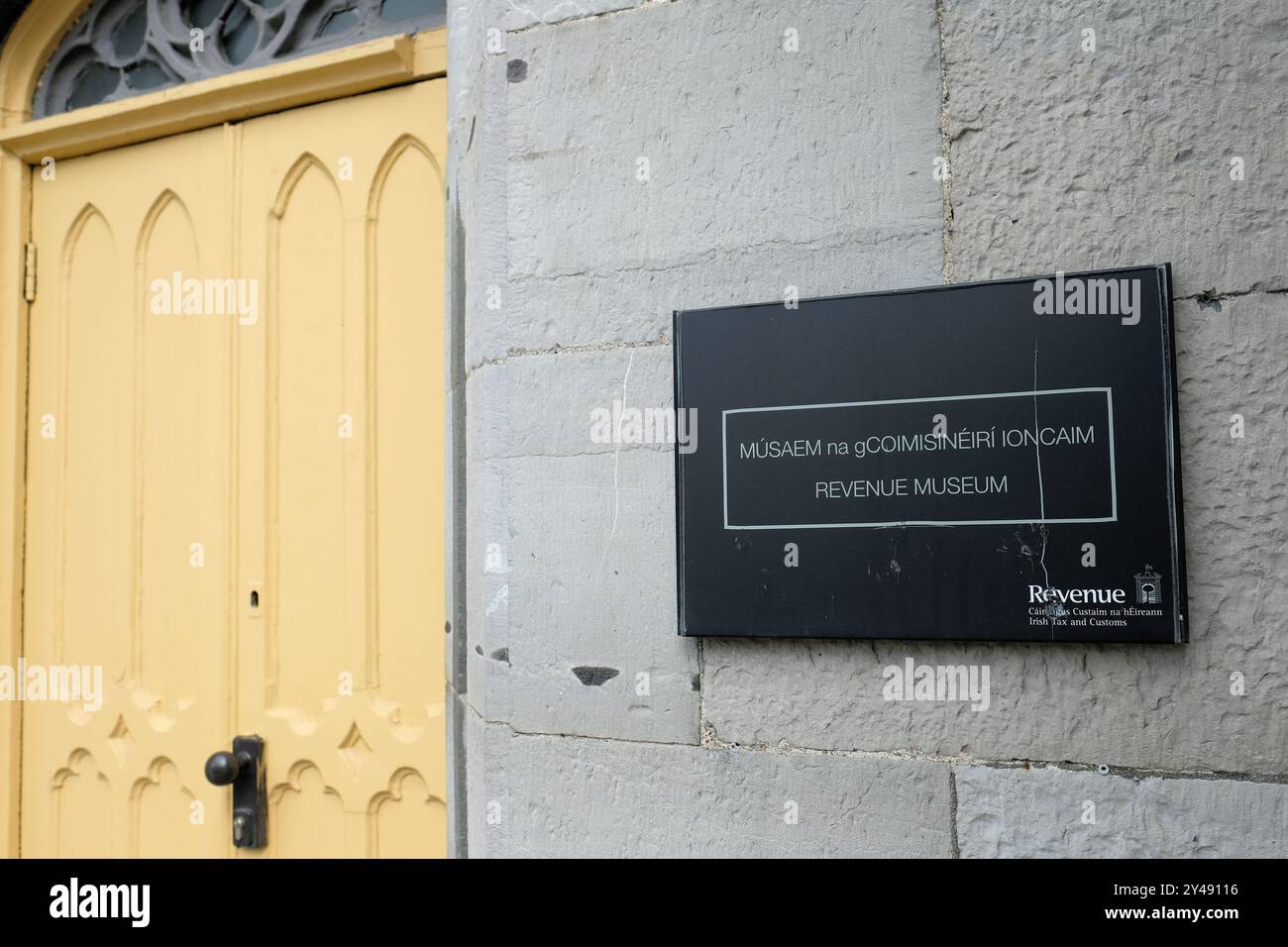 Tax collection ireland hi-res stock photography and images - Alamy