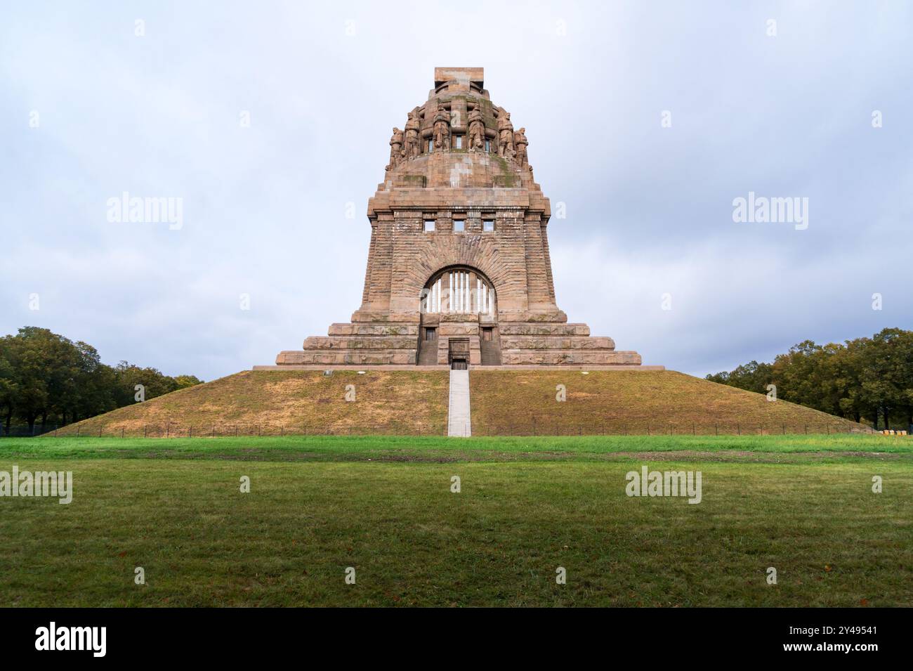Historic Battle Monument, The Monument to the Battle of the Nations ...
