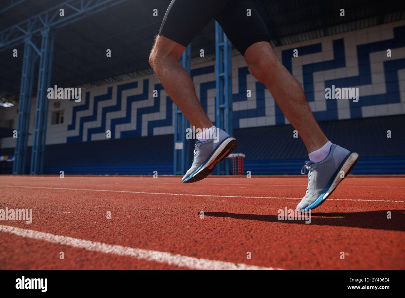 Track and field start leg hi-res stock photography and images - Alamy