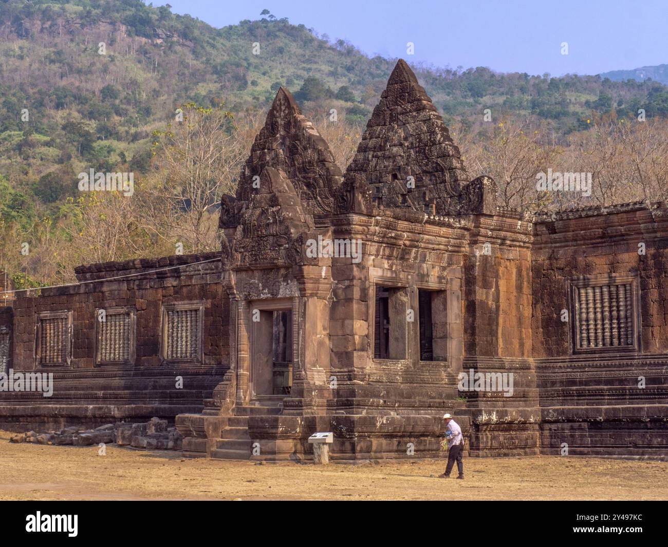 LAOS, CHAMPASAK PROVINCE, CHAMPASAK, VAT PHOU TEMPLE, QUADRANGULAR ...