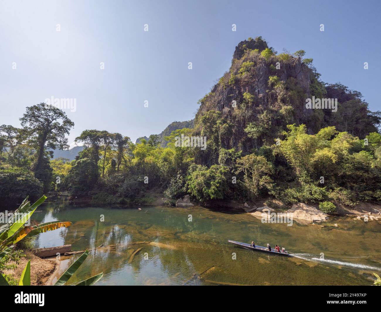 LAOS, KHAMMUAN, AROUND THA KHAEK, NAM HIN BUN RIVER AT KONG LO Stock ...