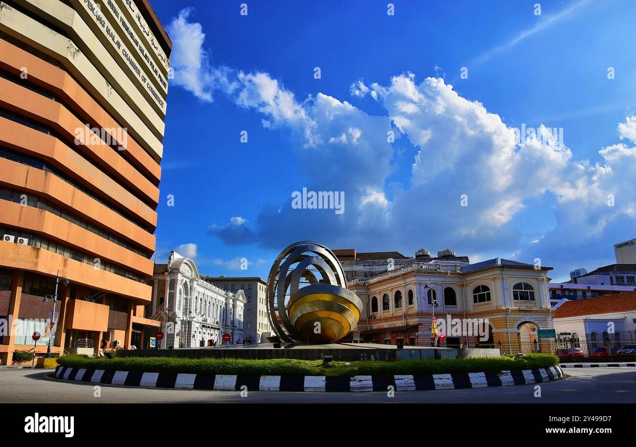 Roundabout beside Queen Victoria Memorial Clock Tower, George Town ...