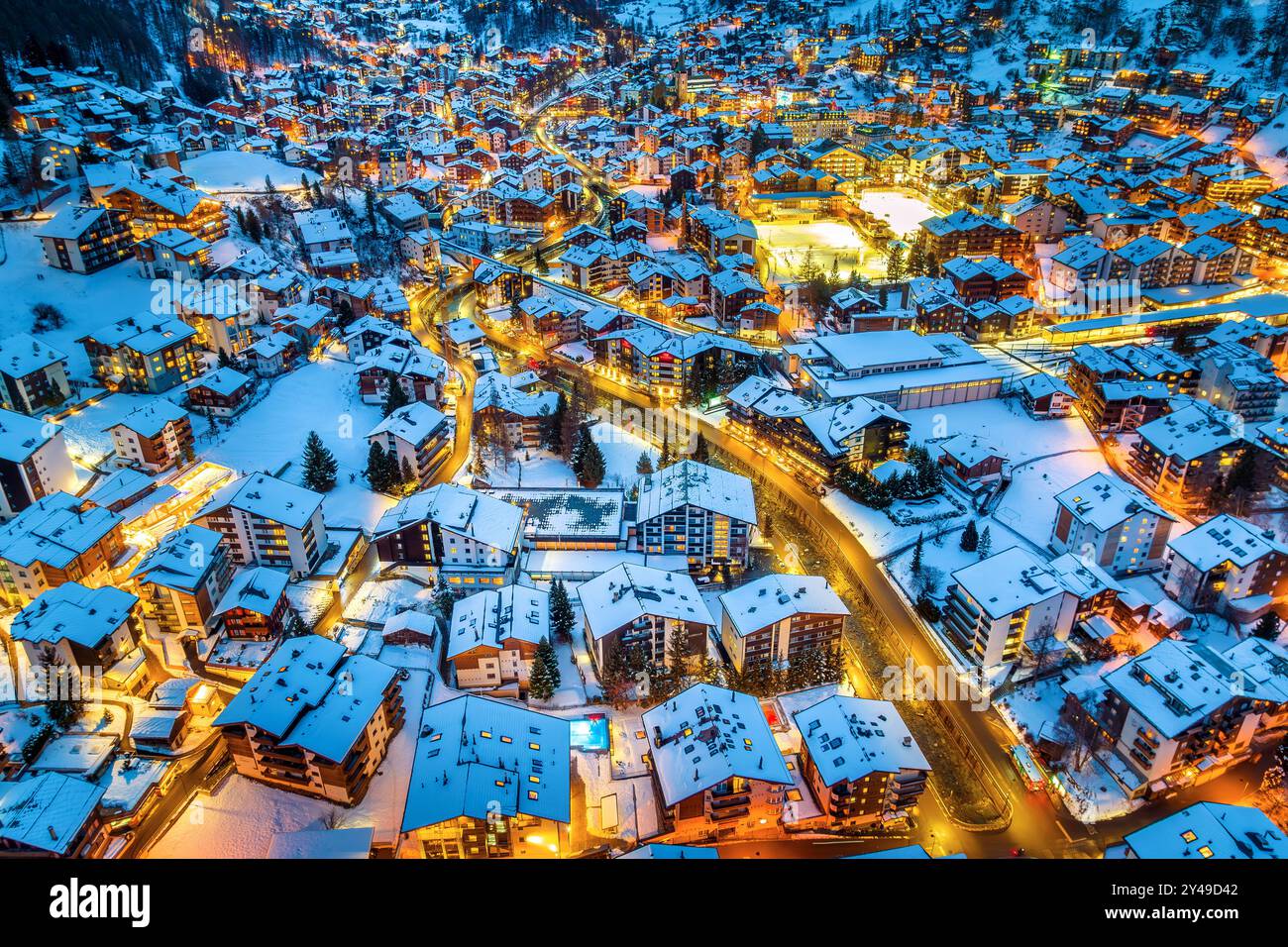 Panoramic aerial view zermatt hi-res stock photography and images - Alamy