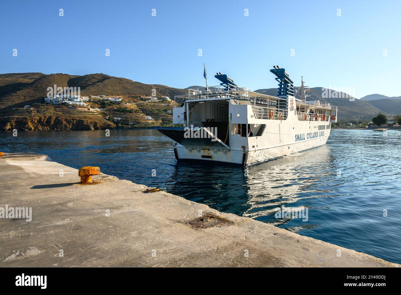 Express Skopelitis ferry serving Small Cyclades Lines routes. Aegiali ...