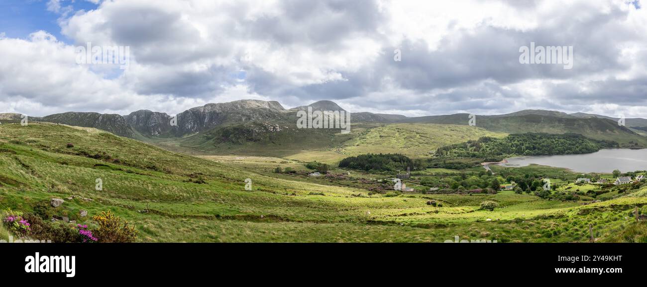 Dunlewey valley hi-res stock photography and images - Alamy