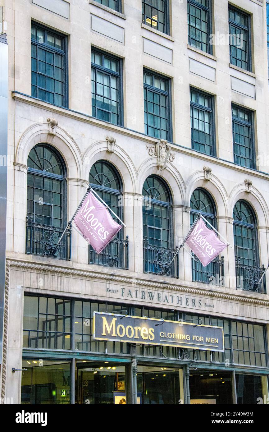 Facade of the historic Fairweathers building (currently a Moores store ...