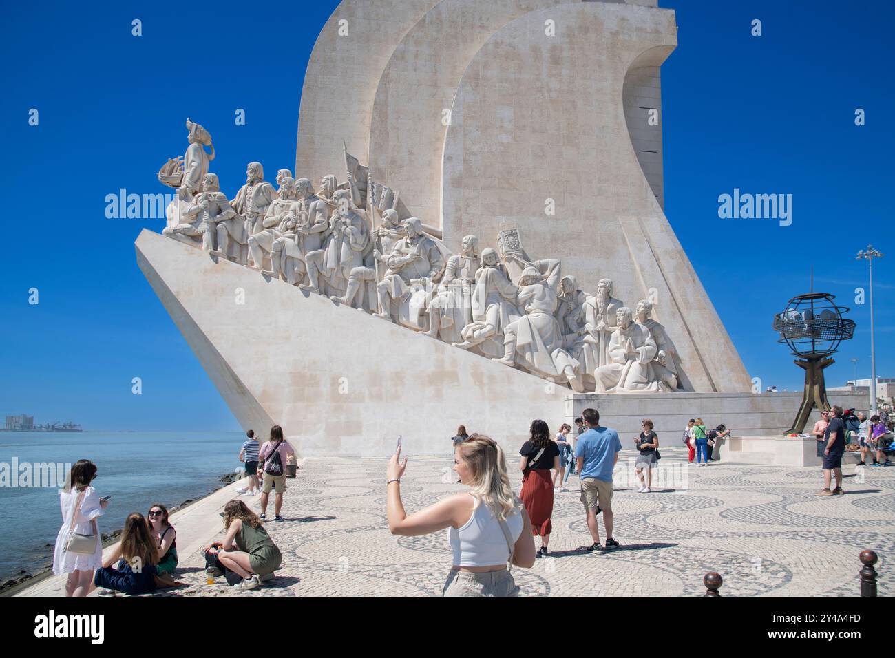 Padrao dos Descobrimentos, Monument to the Discoveries with sculpted ...