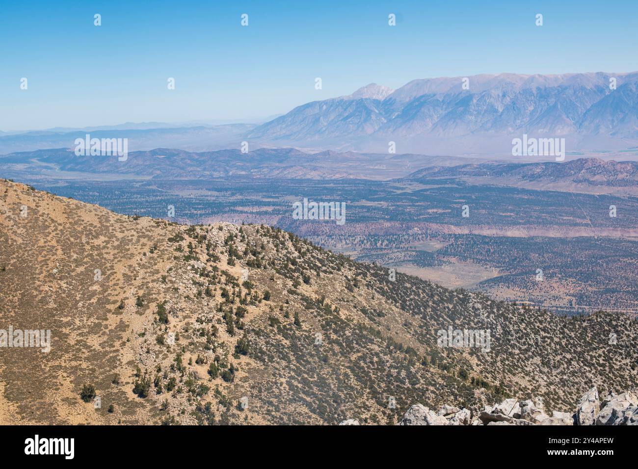 Wheeler Crest features several peaks in the Sierra Nevada above 11,000 ...