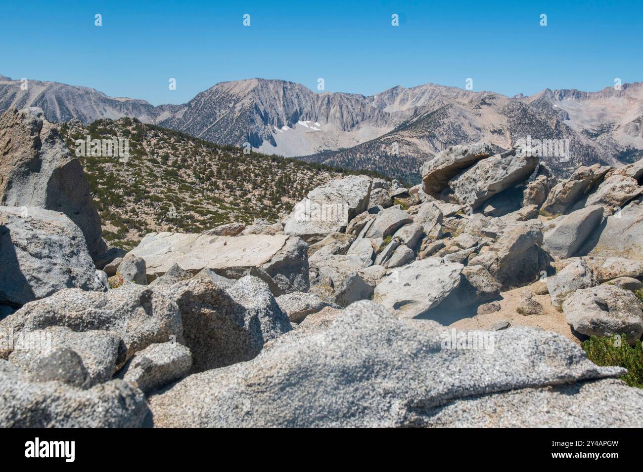 Wheeler Crest features several peaks in the Sierra Nevada above 11,000 ...