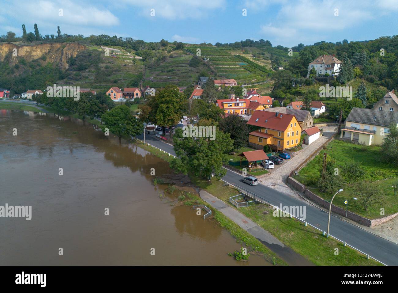 Elbe führt Hochwasser Die Elbe führt Hochwasser, so dass der ...