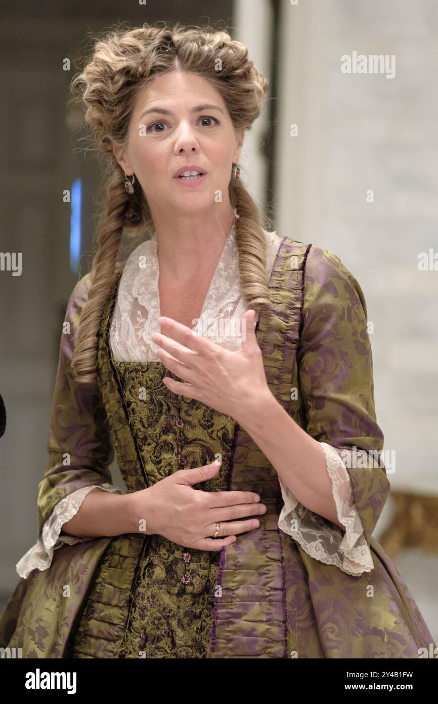 The actress Manuela Velasco poses during the presentation of the TV ...