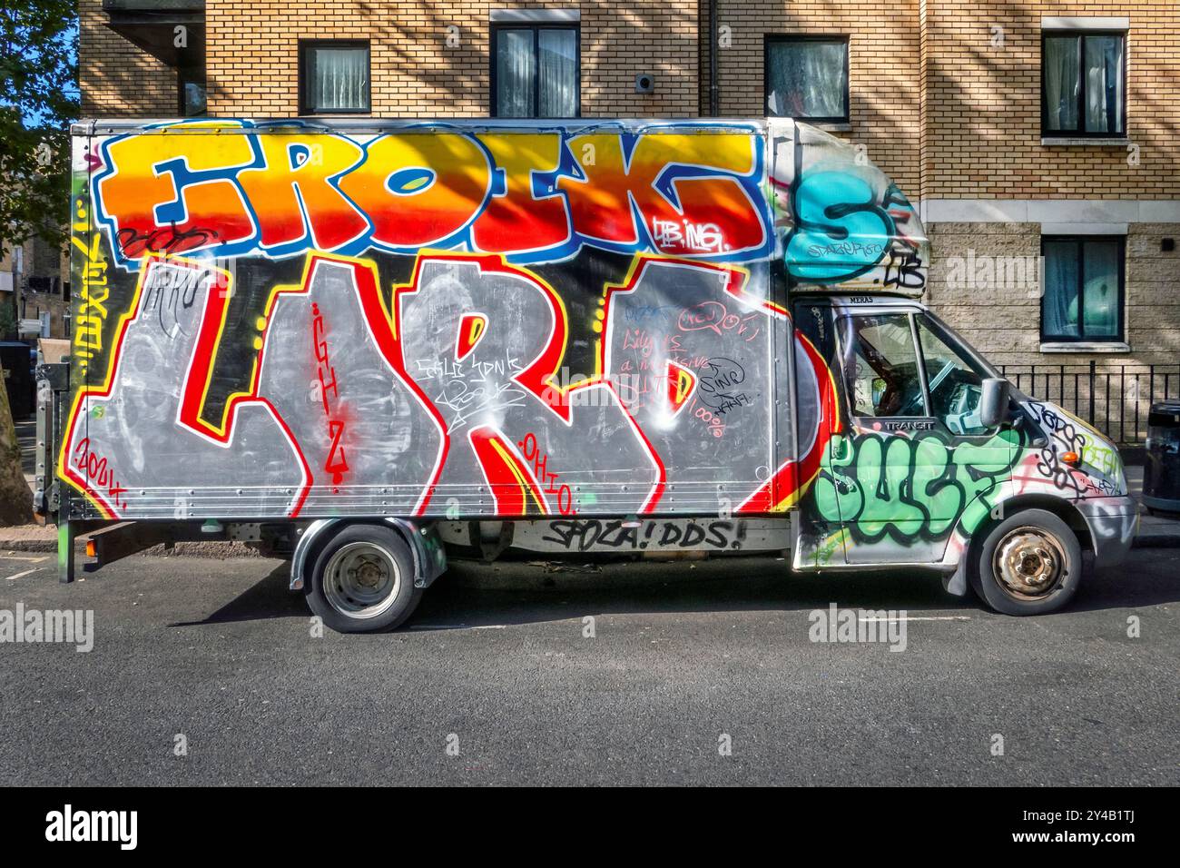 Street art in canden town hi-res stock photography and images - Alamy