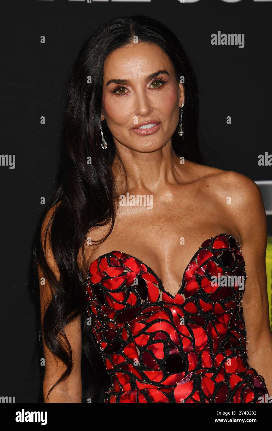 Demi moore los angeles premiere hi-res stock photography and images - Alamy