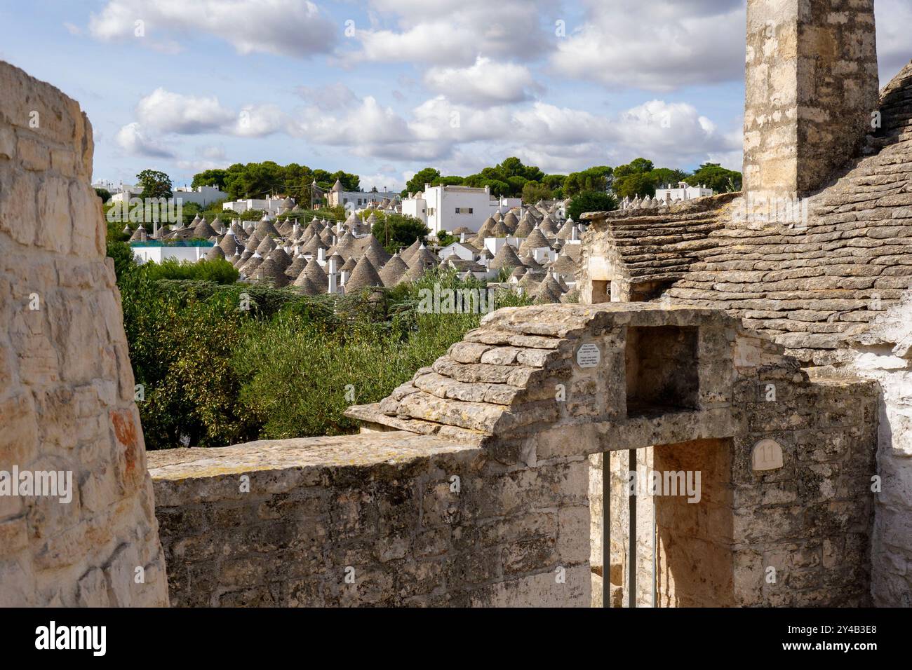 Traditional trullo buildings of Alberobello, Italy, Europe Stock Photo ...