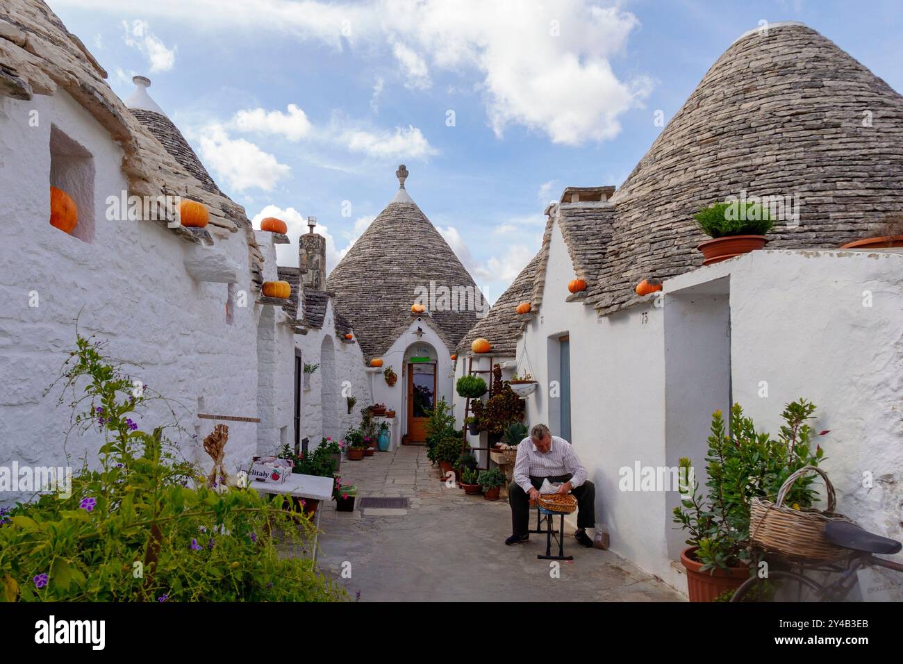 Alberobelo hi-res stock photography and images - Alamy